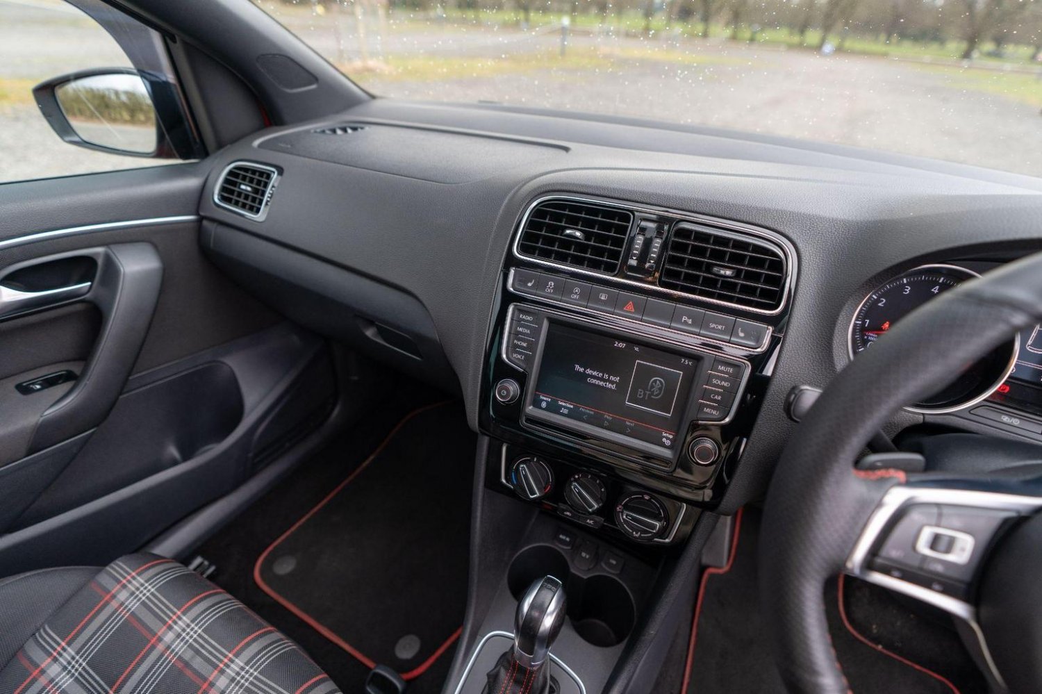 Used VOLKSWAGEN POLO in Wolverhampton, West Midlands | Urban Performance